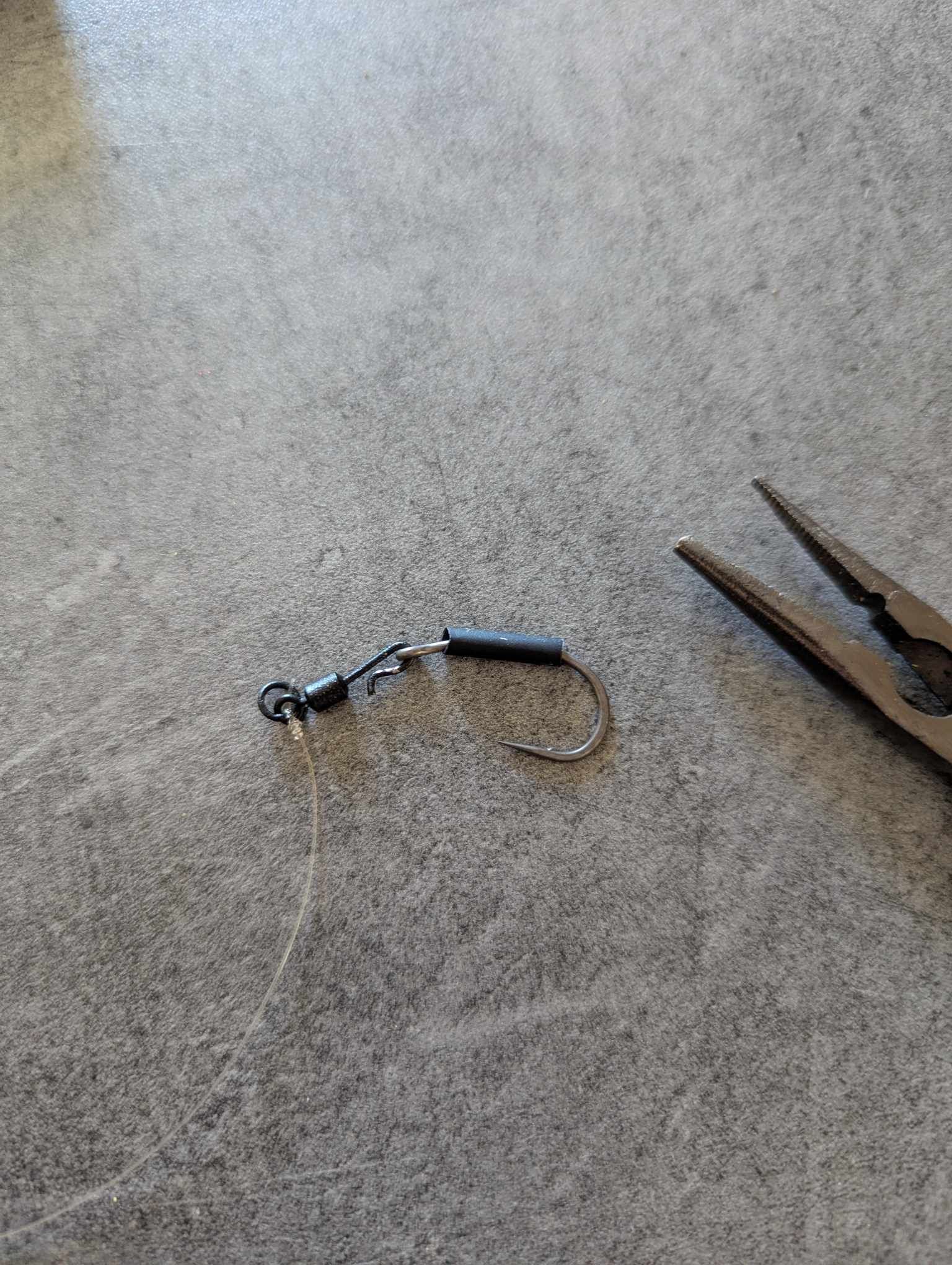 How to Tie the Spinner Rig — Step-by-Step Guide - Hooked On Carp - Carp ...