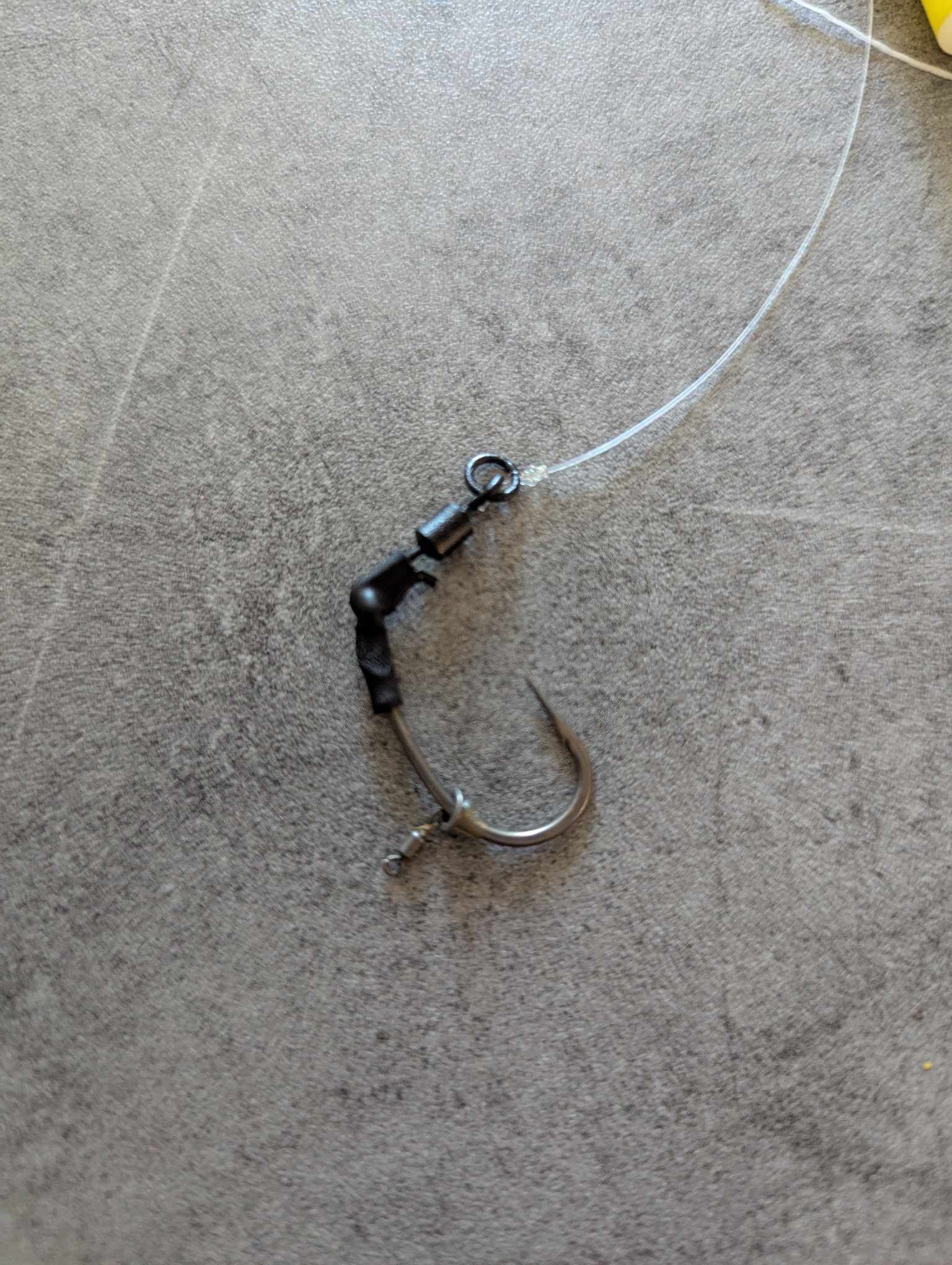 How to Tie the Spinner Rig — Step-by-Step Guide - Hooked On Carp - Carp fishing tips & Beginner ...