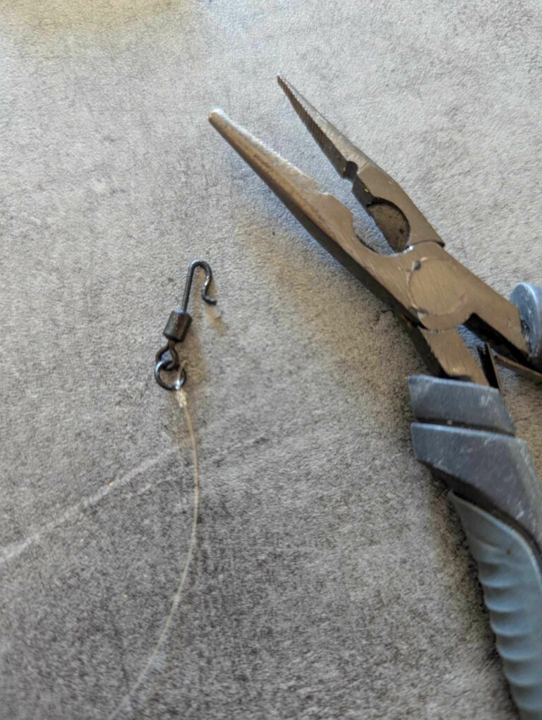 How to Tie the Spinner Rig — Step-by-Step Guide - Hooked On Carp - Carp ...