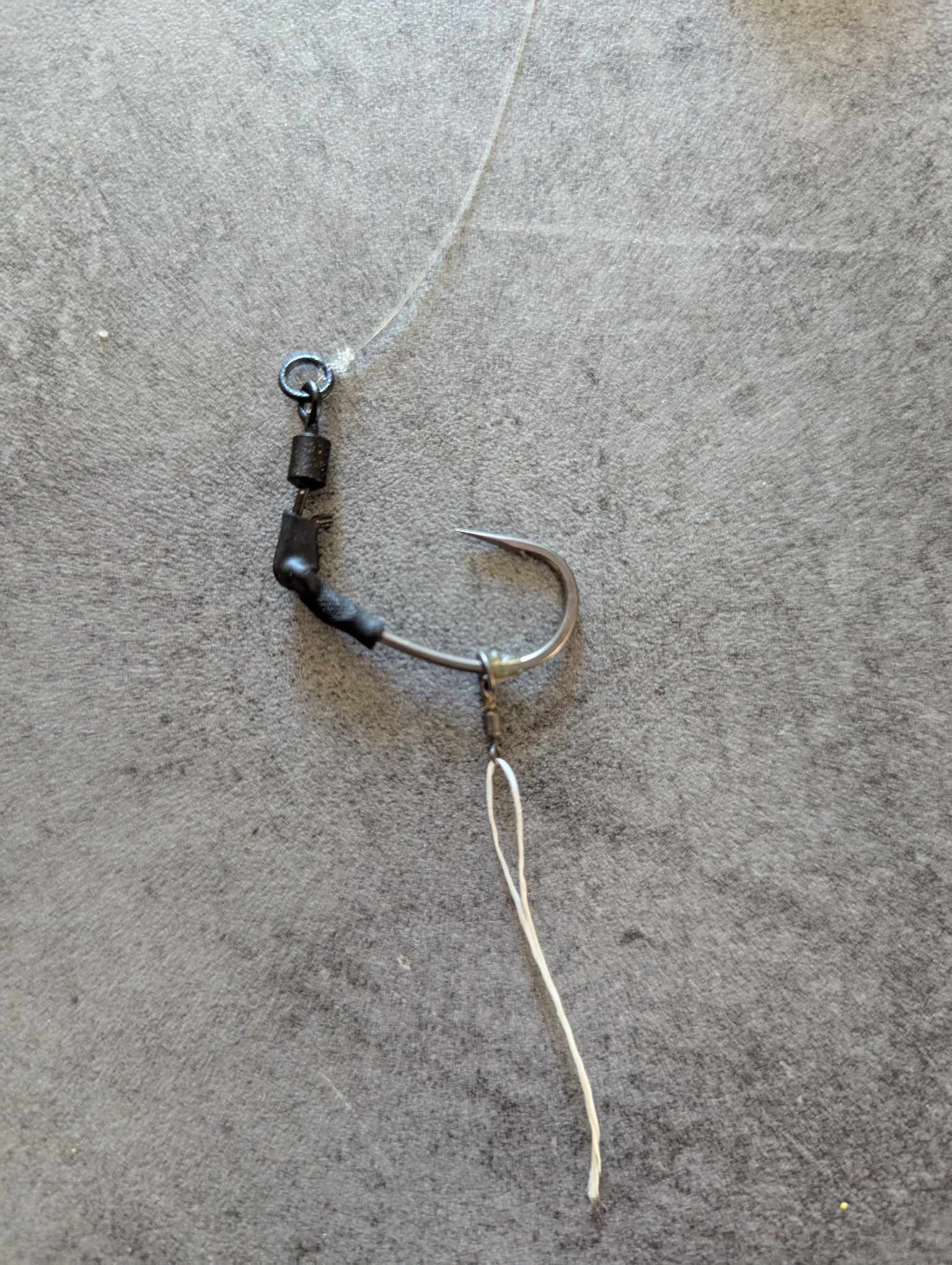 How to Tie the Spinner Rig — Step-by-Step Guide - Hooked On Carp - Carp ...